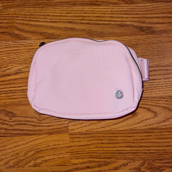 HALARA | Bags | New Halara Pink Belt Bag | Poshmark